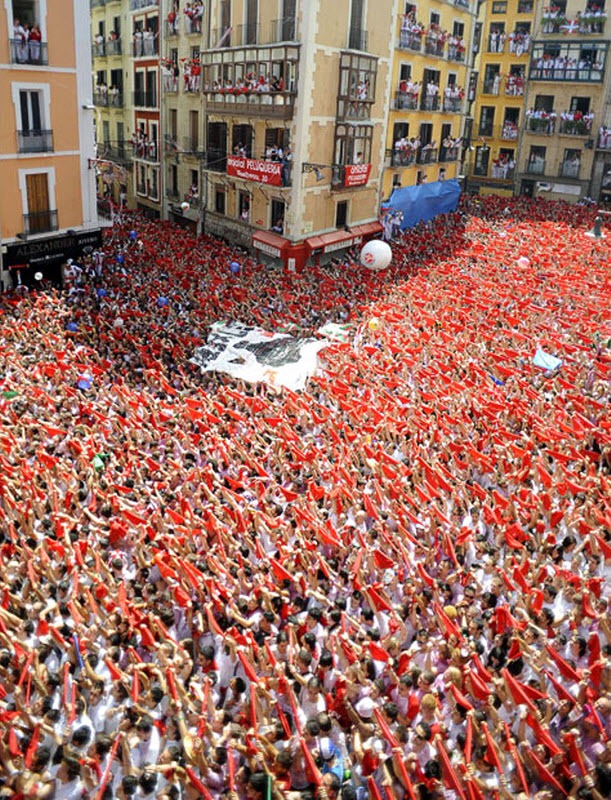 Festival of San Fermin 2010 in Pictures - Withvinay.com